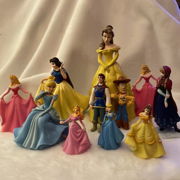 Disney | Kitchen | Cake Toppers See Pictures | Poshmark